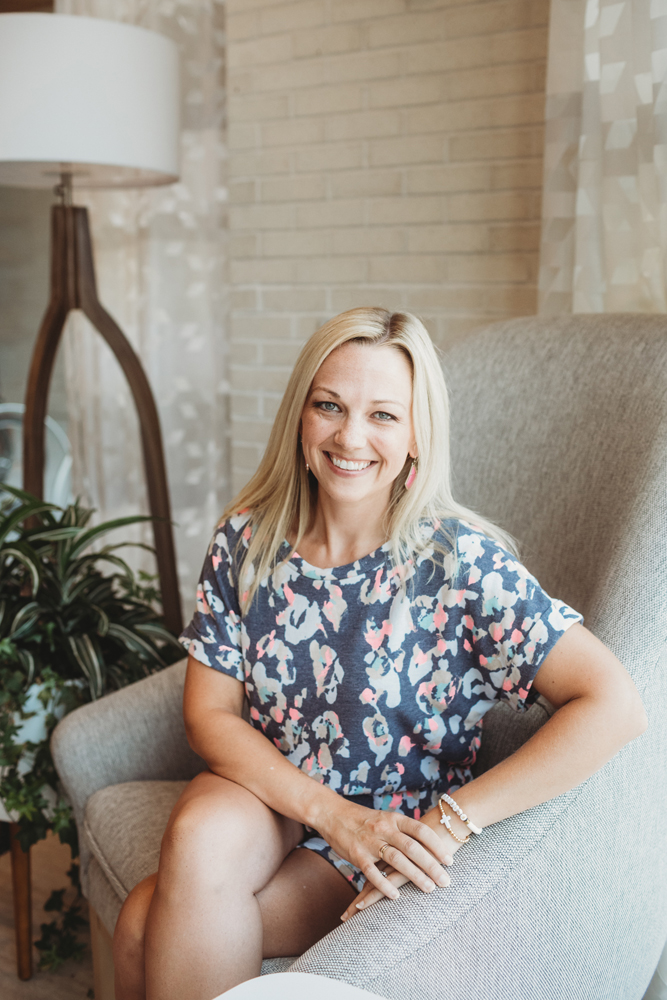 About Tori Smith, LMSW | Bee Well